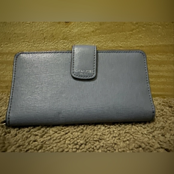 Coach | Accessories | Coach Travel Light Blue Leather Flap Card Holder ...